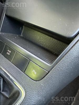 Melns Volkswagen Golf Plus 2010 Rīga, ar dzinēja tilpumu 1.60 L un nobraukumu 366 tūkst. km par 2700 €, foto 20 vietnē AUTOMOTO.COM.LV