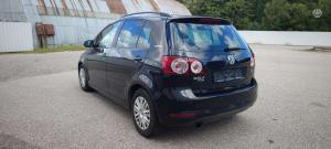 Melns Volkswagen Golf Plus 2010 Utena, ar dzinēja tilpumu 1.60 L un nobraukumu 229 tūkst. km par 3450 €, foto 4 vietnē AUTOMOTO.COM.LV