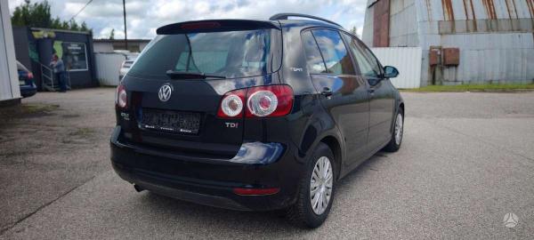 Melns Volkswagen Golf Plus 2010 Utena, ar dzinēja tilpumu 1.60 L un nobraukumu 229 tūkst. km par 3450 €, foto 5 vietnē AUTOMOTO.COM.LV