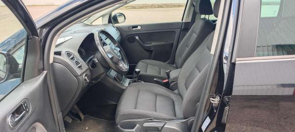 Melns Volkswagen Golf Plus 2010 Utena, ar dzinēja tilpumu 1.60 L un nobraukumu 229 tūkst. km par 3450 €, foto 9 vietnē AUTOMOTO.COM.LV