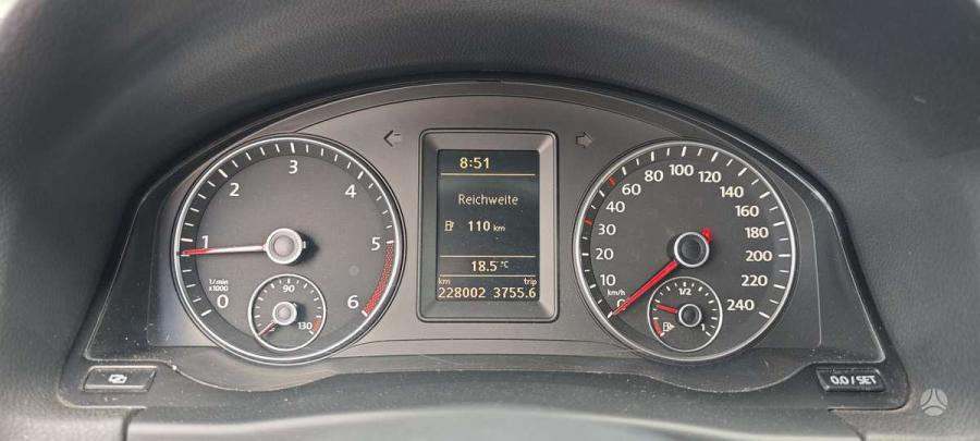 Melns Volkswagen Golf Plus 2010 Utena, ar dzinēja tilpumu 1.60 L un nobraukumu 229 tūkst. km par 3450 €, foto 14 vietnē AUTOMOTO.COM.LV