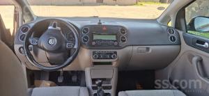 Black Volkswagen Golf Plus 2010 in Rezekne, with an engine capacity of 1.60 L and mileage of 0 thousand km for 3950 €, photo 8 on AUTOMOTO.COM.LV