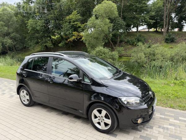 Melns Volkswagen Golf Plus 2010 Rēzekne, ar dzinēja tilpumu 1.60 L un nobraukumu 0 tūkst. km par 3950 €, foto 2 vietnē AUTOMOTO.COM.LV