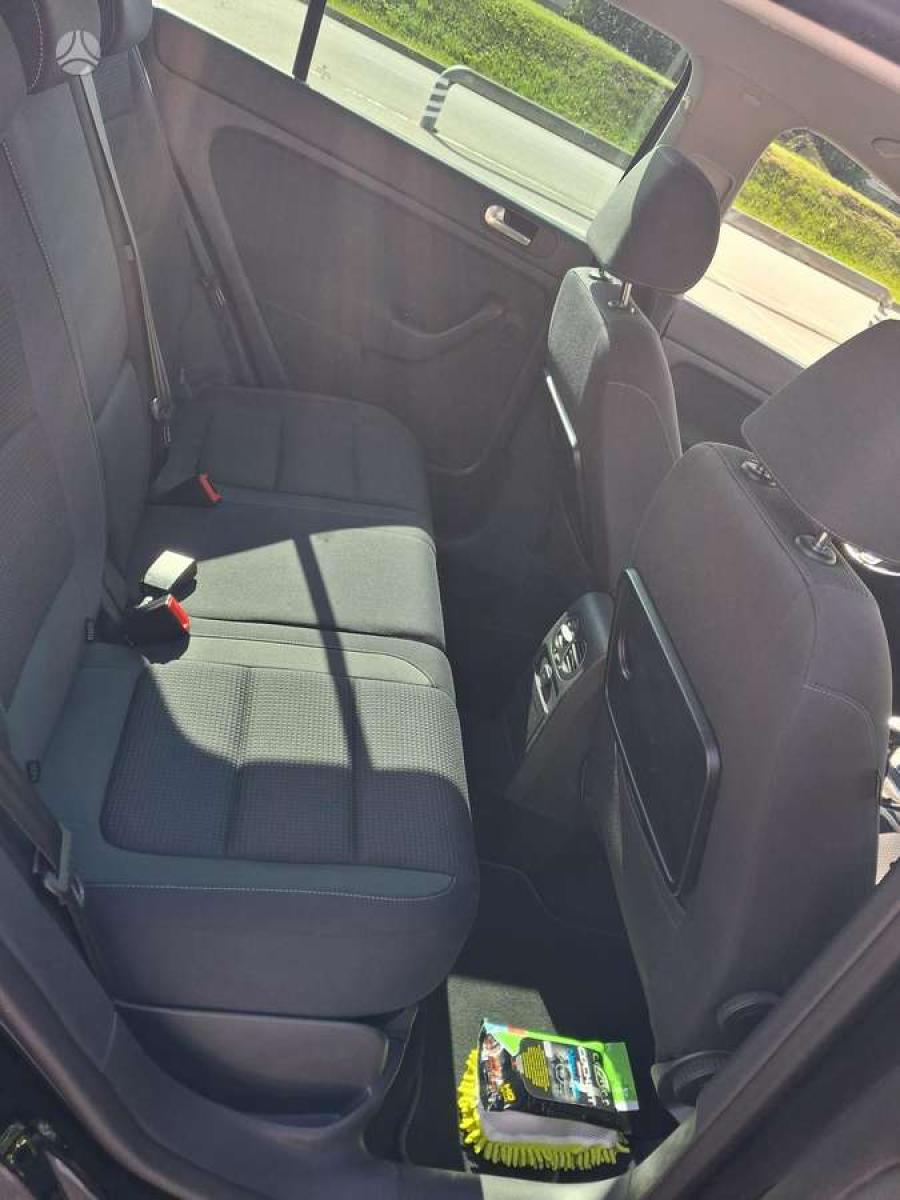 Black Volkswagen Golf Plus 2010 in Siauliai, with an engine capacity of 1.40 L and mileage of 172 thousand km for 5000 €, photo 12 on AUTOMOTO.COM.LV