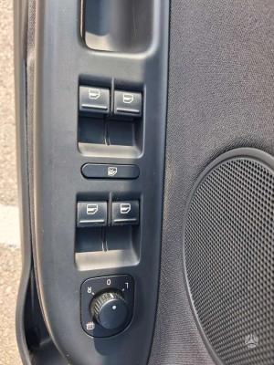 Black Volkswagen Golf Plus 2010 in Siauliai, with an engine capacity of 1.40 L and mileage of 172 thousand km for 5000 €, photo 16 on AUTOMOTO.COM.LV