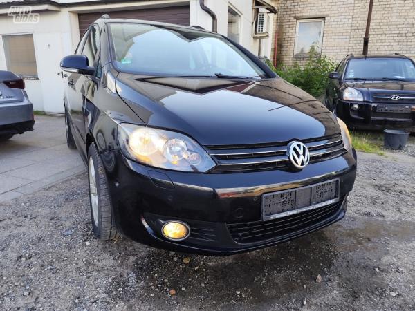 Volkswagen Golf Plus 2010 Utena vietnē Melns Volkswagen Golf Plus 2010 Utena, ar dzinēja tilpumu 1.60 L un nobraukumu 260 tūkst. km par 3900 €, foto 1 vietnē AUTOMOTO.COM.LV