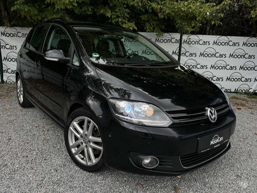Melns Volkswagen Golf Plus 2010 Viļņa, ar dzinēja tilpumu 1.40 L un nobraukumu 155 tūkst. km par 5200 €, foto 4 vietnē AUTOMOTO.COM.LV