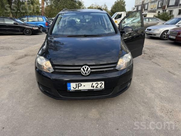 Melns Volkswagen Golf Plus 2010 Rīga, ar dzinēja tilpumu 2.00 L un nobraukumu 234 tūkst. km par 3300 €, foto 3 vietnē AUTOMOTO.COM.LV