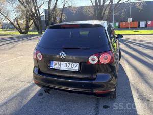 Black Volkswagen Golf Plus 2010 in Riga, with an engine capacity of 1.40 L and mileage of 268 thousand km for 1580 €, photo 6 on AUTOMOTO.COM.LV