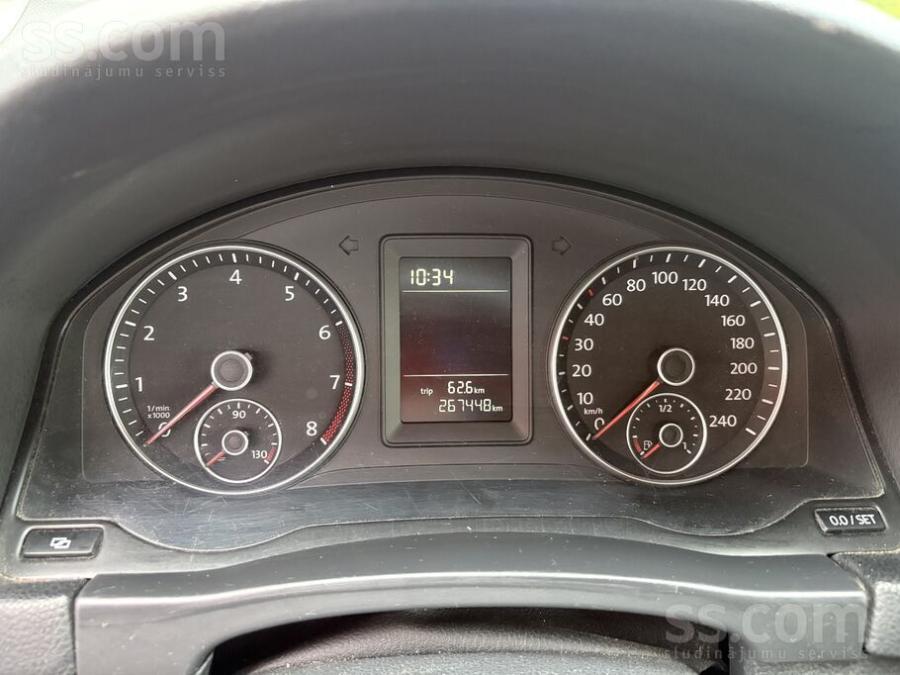 Black Volkswagen Golf Plus 2010 in Riga, with an engine capacity of 1.40 L and mileage of 268 thousand km for 1580 €, photo 15 on AUTOMOTO.COM.LV