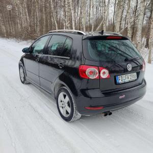 Melns Volkswagen Golf Plus 2011 Šauļi, ar dzinēja tilpumu 1.97 L un nobraukumu 211 tūkst. km par 5400 €, foto 7 vietnē AUTOMOTO.COM.LV