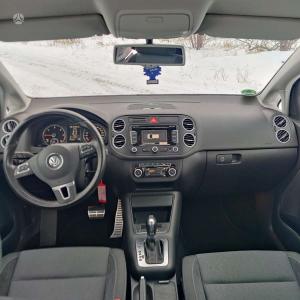 Melns Volkswagen Golf Plus 2011 Šauļi, ar dzinēja tilpumu 1.97 L un nobraukumu 211 tūkst. km par 5400 €, foto 9 vietnē AUTOMOTO.COM.LV