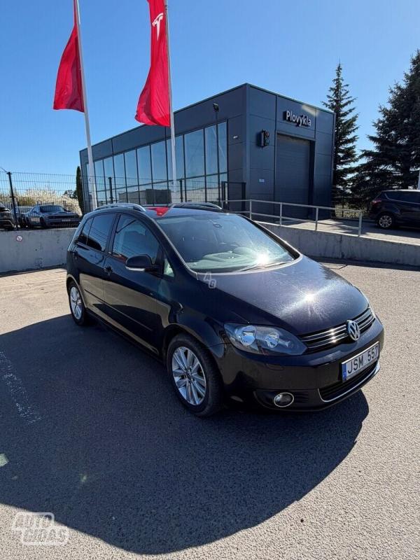 Melns Volkswagen Golf Plus 2011 Viļņa, ar dzinēja tilpumu 1.20 L un nobraukumu 253 tūkst. km par 3900 €, foto 1 vietnē AUTOMOTO.COM.LV