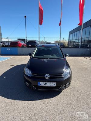 Black Volkswagen Golf Plus 2011 in Vilnius, with an engine capacity of 1.20 L and mileage of 253 thousand km for 3900 €, photo 3 on AUTOMOTO.COM.LV