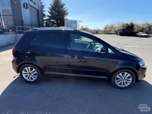 Black Volkswagen Golf Plus 2011 in Vilnius, with an engine capacity of 1.20 L and mileage of 253 thousand km for 3900 €, photo 5 on AUTOMOTO.COM.LV