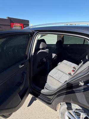Black Volkswagen Golf Plus 2011 in Vilnius, with an engine capacity of 1.20 L and mileage of 253 thousand km for 3900 €, photo 11 on AUTOMOTO.COM.LV