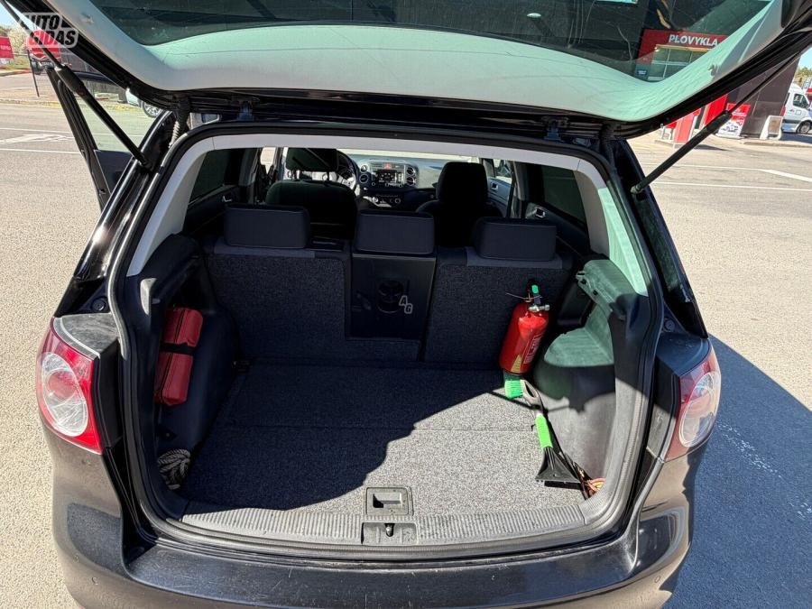 Black Volkswagen Golf Plus 2011 in Vilnius, with an engine capacity of 1.20 L and mileage of 253 thousand km for 3900 €, photo 18 on AUTOMOTO.COM.LV