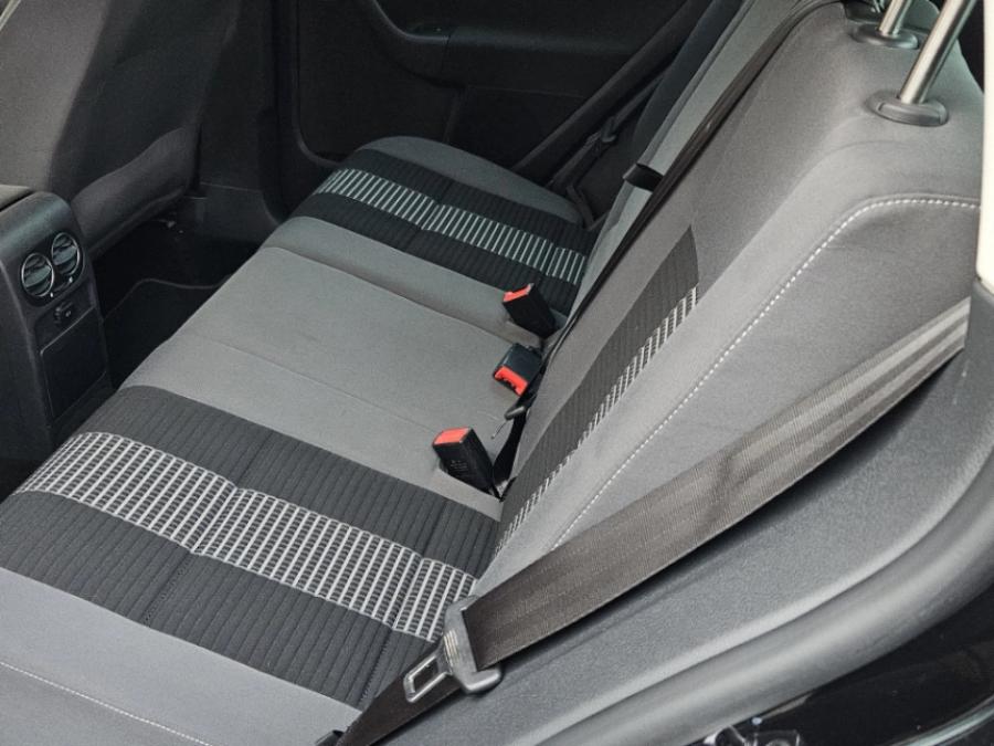 Melns Volkswagen Golf Plus 2011 Rīga, ar dzinēja tilpumu 1.60 L un nobraukumu 210 tūkst. km par 5490 €, foto 14 vietnē AUTOMOTO.COM.LV