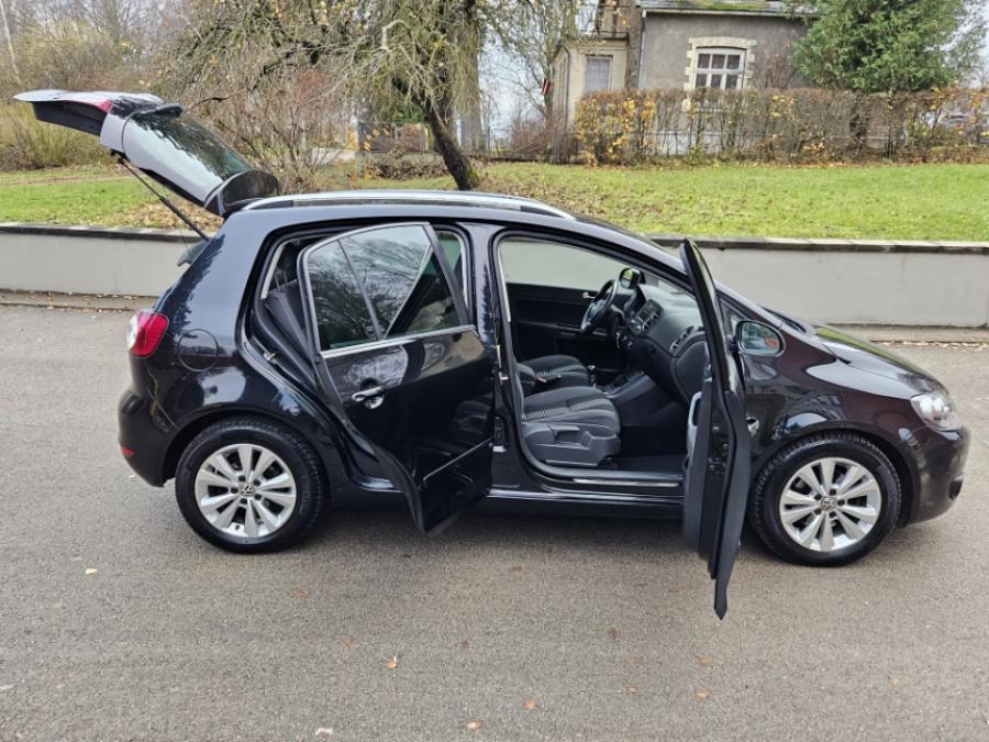 Melns Volkswagen Golf Plus 2011 Rīga, ar dzinēja tilpumu 1.60 L un nobraukumu 210 tūkst. km par 5490 €, foto 23 vietnē AUTOMOTO.COM.LV