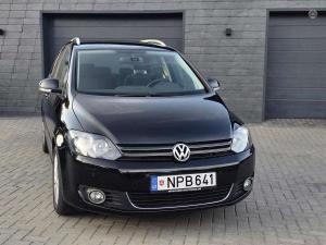 Black Volkswagen Golf Plus 2011 in Kaunas, with an engine capacity of 1.60 L and mileage of 230 thousand km for 5600 €, photo 3 on AUTOMOTO.COM.LV