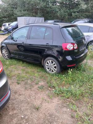 Black Volkswagen Golf Plus 2011 in Jonava, with an engine capacity of 1.60 L and mileage of 264 thousand km for 2850 €, photo 4 on AUTOMOTO.COM.LV
