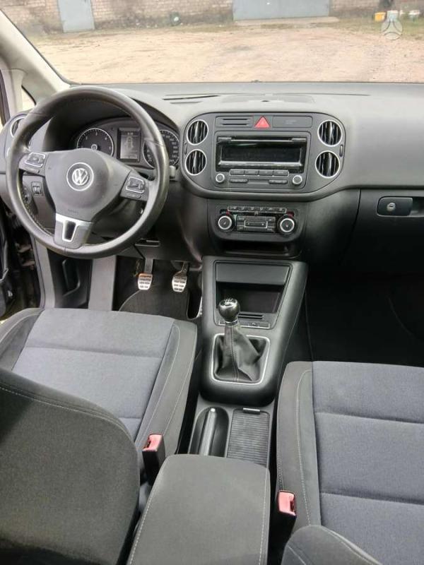 Melns Volkswagen Golf Plus 2011 Jonava, ar dzinēja tilpumu 1.60 L un nobraukumu 264 tūkst. km par 2850 €, foto 7 vietnē AUTOMOTO.COM.LV