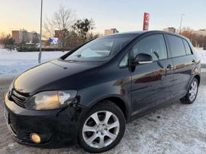 Melns Volkswagen Golf Plus 2012 Kauņa, ar dzinēja tilpumu 1.60 L un nobraukumu 334 tūkst. km par 4000 €, foto  vietnē AUTOMOTO.COM.LV