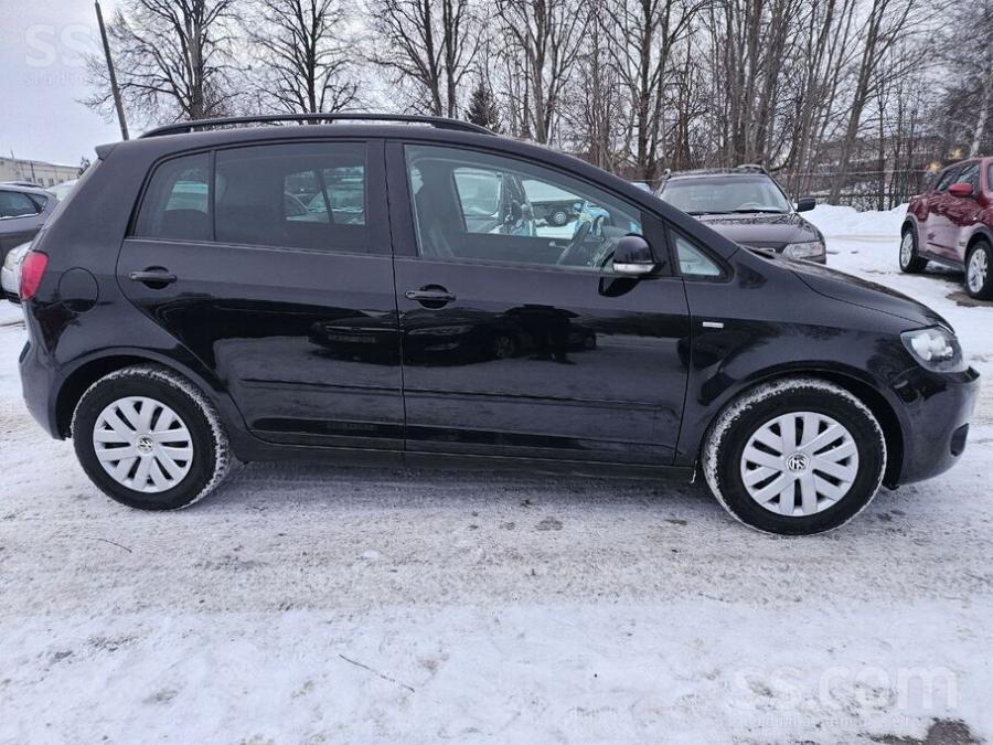 Melns Volkswagen Golf Plus 2012 Talsi, ar dzinēja tilpumu 1.60 L un nobraukumu 263 tūkst. km par 5790 €, foto 6 vietnē AUTOMOTO.COM.LV
