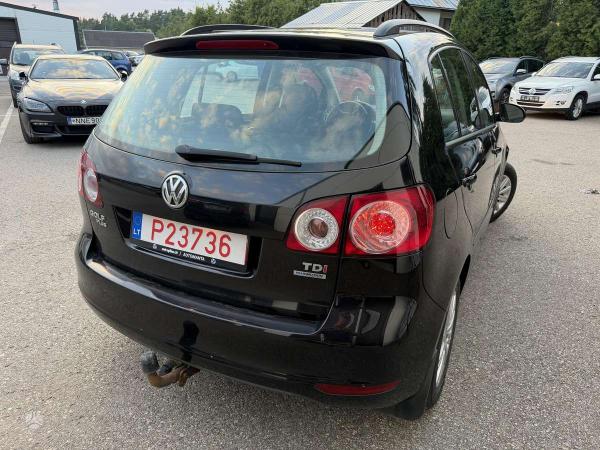 Melns Volkswagen Golf Plus 2012 Utena, ar dzinēja tilpumu 1.60 L un nobraukumu 269 tūkst. km par 4200 €, foto 8 vietnē AUTOMOTO.COM.LV