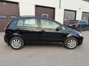 Melns Volkswagen Golf Plus 2012 Utena, ar dzinēja tilpumu 1.60 L un nobraukumu 269 tūkst. km par 4200 €, foto 11 vietnē AUTOMOTO.COM.LV