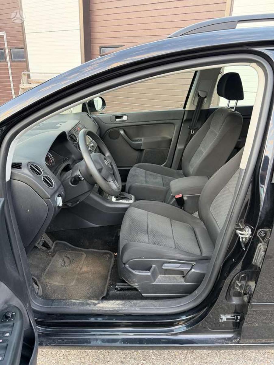 Melns Volkswagen Golf Plus 2012 Utena, ar dzinēja tilpumu 1.60 L un nobraukumu 269 tūkst. km par 4200 €, foto 16 vietnē AUTOMOTO.COM.LV