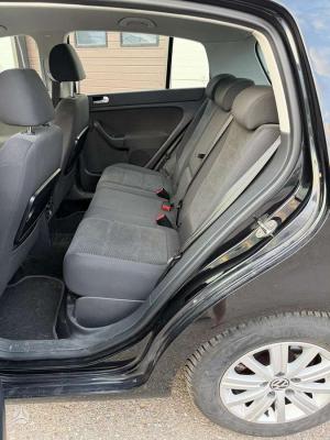 Melns Volkswagen Golf Plus 2012 Utena, ar dzinēja tilpumu 1.60 L un nobraukumu 269 tūkst. km par 4200 €, foto 18 vietnē AUTOMOTO.COM.LV