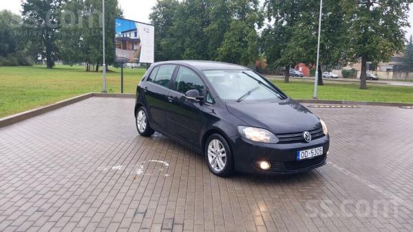 Melns Volkswagen Golf Plus 2012 Jelgava, ar dzinēja tilpumu 1.60 L un nobraukumu 217 tūkst. km par 4850 €, foto 5 vietnē AUTOMOTO.COM.LV