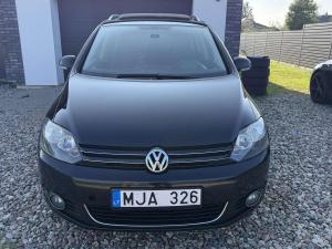 Melns Volkswagen Golf Plus 2012 Viļņa, ar dzinēja tilpumu 1.60 L un nobraukumu 339 tūkst. km par 3850 €, foto 3 vietnē AUTOMOTO.COM.LV