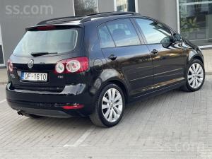 Black Volkswagen Golf Plus 2013 in Jurmala, with an engine capacity of 2.00 L and mileage of 0 thousand km for 5150 €, photo 10 on AUTOMOTO.COM.LV
