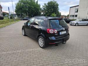 Black Volkswagen Golf Plus 2013 in Jelgava, with an engine capacity of 2.00 L and mileage of 268 thousand km for 4000 €, photo 3 on AUTOMOTO.COM.LV