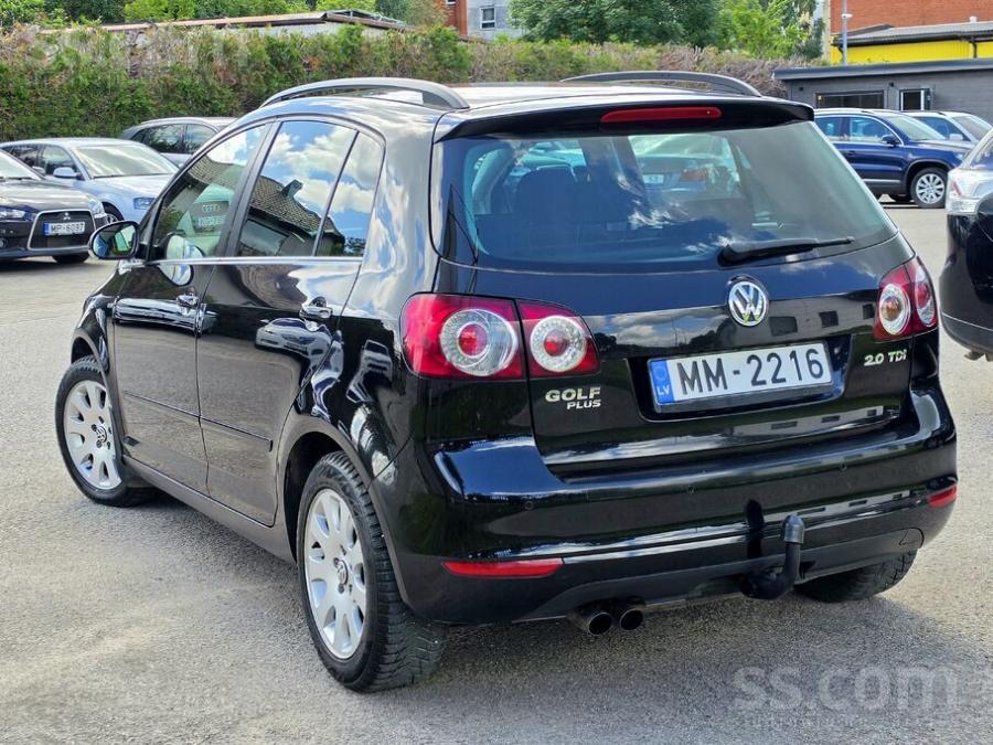 Melns Volkswagen Golf Plus 2013 Jelgava, ar dzinēja tilpumu 2.00 L un nobraukumu 268 tūkst. km par 4999 €, foto 8 vietnē AUTOMOTO.COM.LV