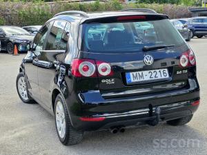 Melns Volkswagen Golf Plus 2013 Jelgava, ar dzinēja tilpumu 2.00 L un nobraukumu 268 tūkst. km par 4999 €, foto 9 vietnē AUTOMOTO.COM.LV