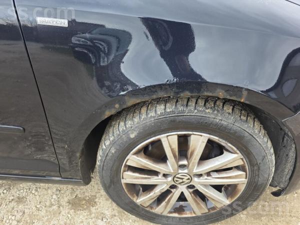 Melns Volkswagen Golf Plus 2013 Rīga, ar dzinēja tilpumu 2.00 L un nobraukumu 450 tūkst. km par 800 €, foto 7 vietnē AUTOMOTO.COM.LV