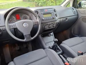 Melns Volkswagen Golf Plus 2005 Daugavpils, ar dzinēja tilpumu 1.90 L un nobraukumu 286 tūkst. km par 1250 €, foto 8 vietnē AUTOMOTO.COM.LV