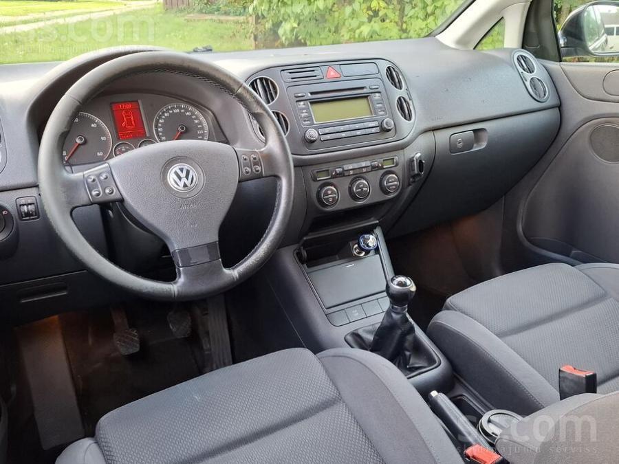 Melns Volkswagen Golf Plus 2005 Daugavpils, ar dzinēja tilpumu 1.90 L un nobraukumu 286 tūkst. km par 1250 €, foto 8 vietnē AUTOMOTO.COM.LV
