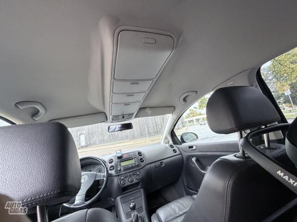 Black Volkswagen Golf Plus 2005 in Utena, with an engine capacity of 2.00 L and mileage of 345 thousand km for 1750 €, photo 8 on AUTOMOTO.COM.LV