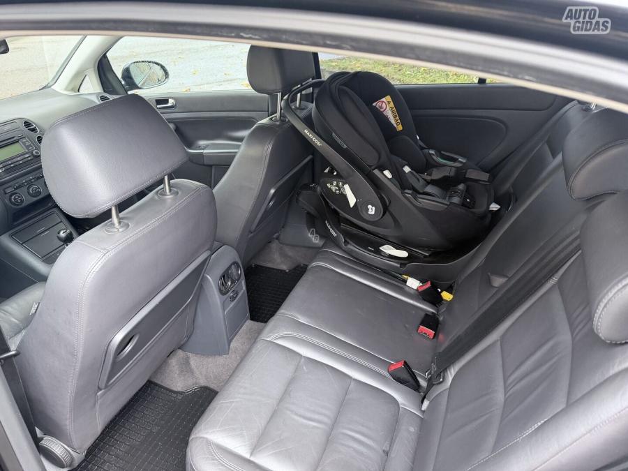 Melns Volkswagen Golf Plus 2005 Utena, ar dzinēja tilpumu 2.00 L un nobraukumu 345 tūkst. km par 1750 €, foto 9 vietnē AUTOMOTO.COM.LV