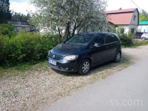 Black Volkswagen Golf Plus 2006 in Daugavpils, with an engine capacity of 1.90 L and mileage of 176 thousand km for 1600 €, photo 1 on AUTOMOTO.COM.LV