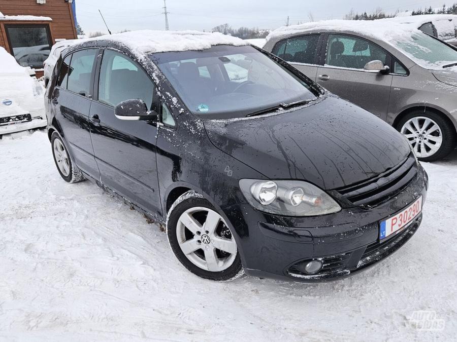 Melns Volkswagen Golf Plus 2006 Kluonaliai, ar dzinēja tilpumu 1.40 L un nobraukumu 189 tūkst. km par 2770 €, foto 1 vietnē AUTOMOTO.COM.LV
