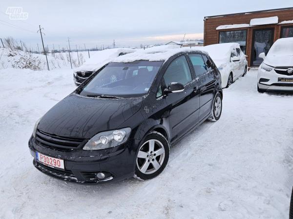 Black Volkswagen Golf Plus 2006 in Kluonaliai, with an engine capacity of 1.40 L and mileage of 189 thousand km for 2770 €, photo 8 on AUTOMOTO.COM.LV