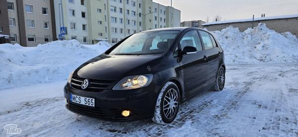 Melns Volkswagen Golf Plus 2006 Telšiai, ar dzinēja tilpumu 1.90 L un nobraukumu 380 tūkst. km par 2600 €, foto 1 vietnē AUTOMOTO.COM.LV