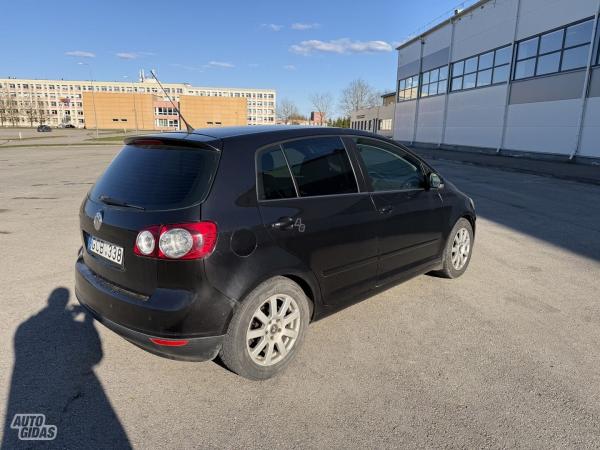 Melns Volkswagen Golf Plus 2006 Kauņa, ar dzinēja tilpumu 2.00 L un nobraukumu 252 tūkst. km par 2600 €, foto 5 vietnē AUTOMOTO.COM.LV