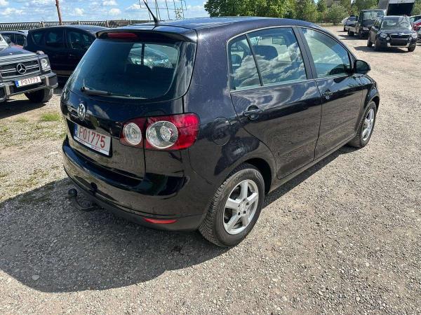 Black Volkswagen Golf Plus 2006 in Jurbarkas, with an engine capacity of 1.60 L and mileage of 200 thousand km for 2099 €, photo 7 on AUTOMOTO.COM.LV