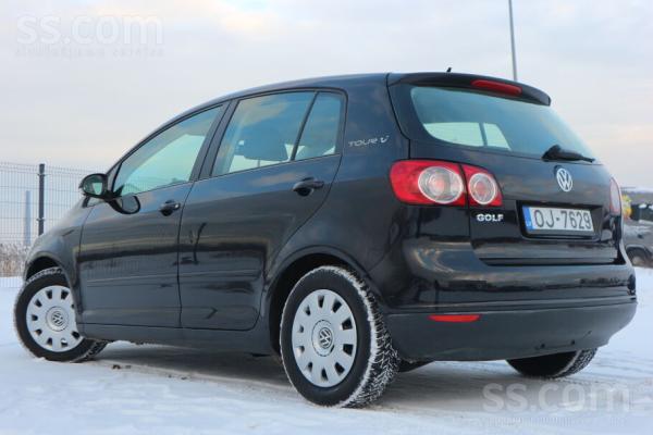 Black Volkswagen Golf Plus 2007 in Riga, with an engine capacity of 2.00 L and mileage of 271 thousand km for 3250 €, photo 10 on AUTOMOTO.COM.LV